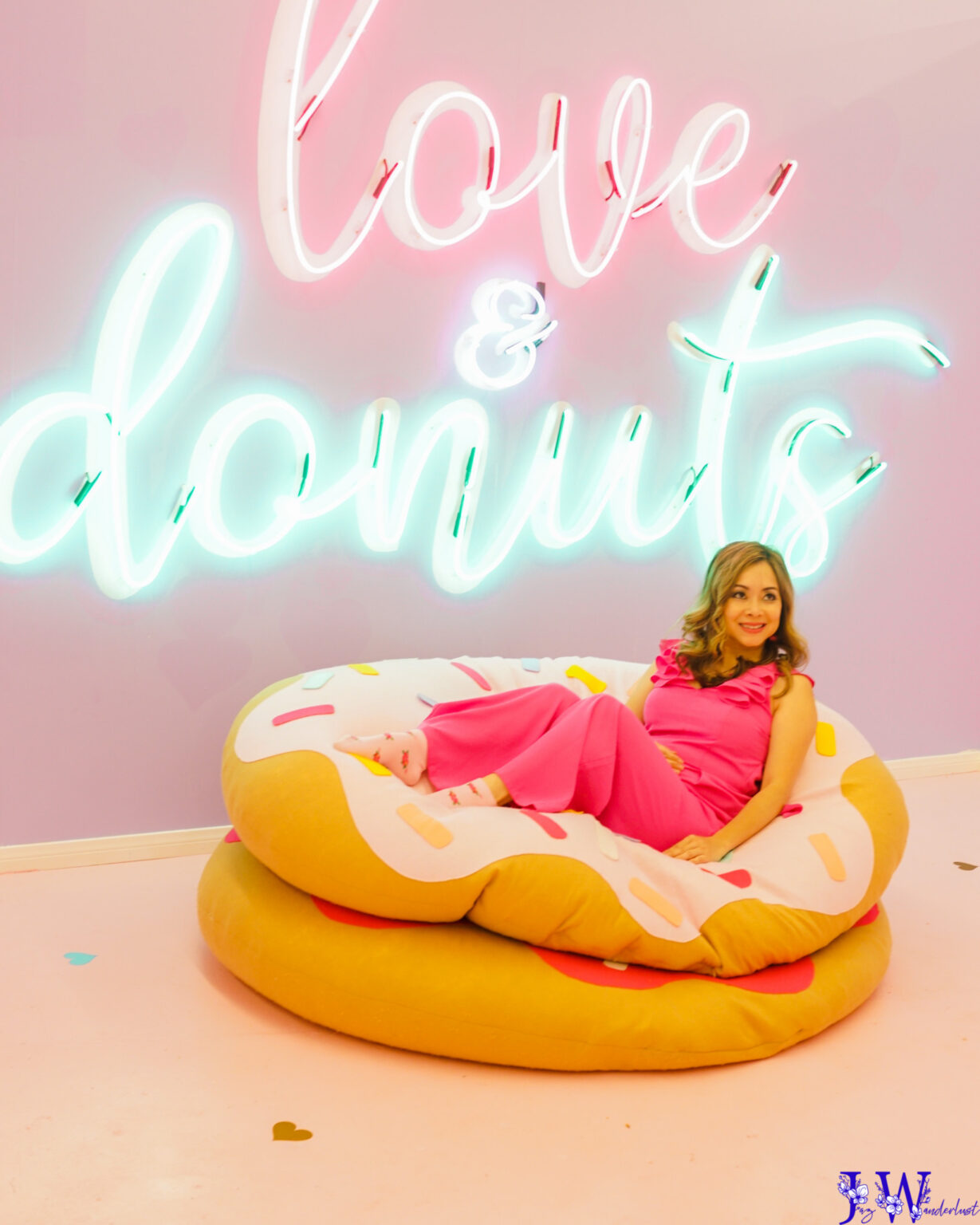 Donut Life Museum - Fun Interactive Pop-Up Exhibit - Jaz Wanderlust